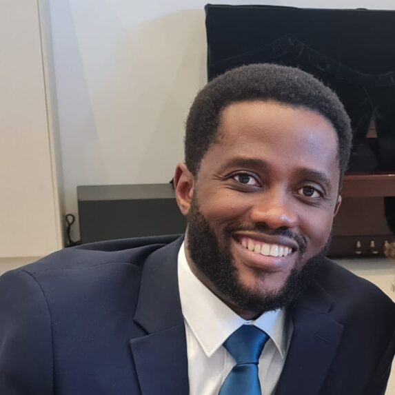 Dr "Mags" Magambo | Ochre Medical Centre Wollongong